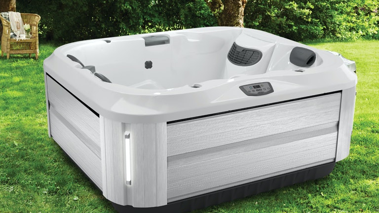 Spa World becomes world's first carbon-neutral spa retailer - Hot Tub ...